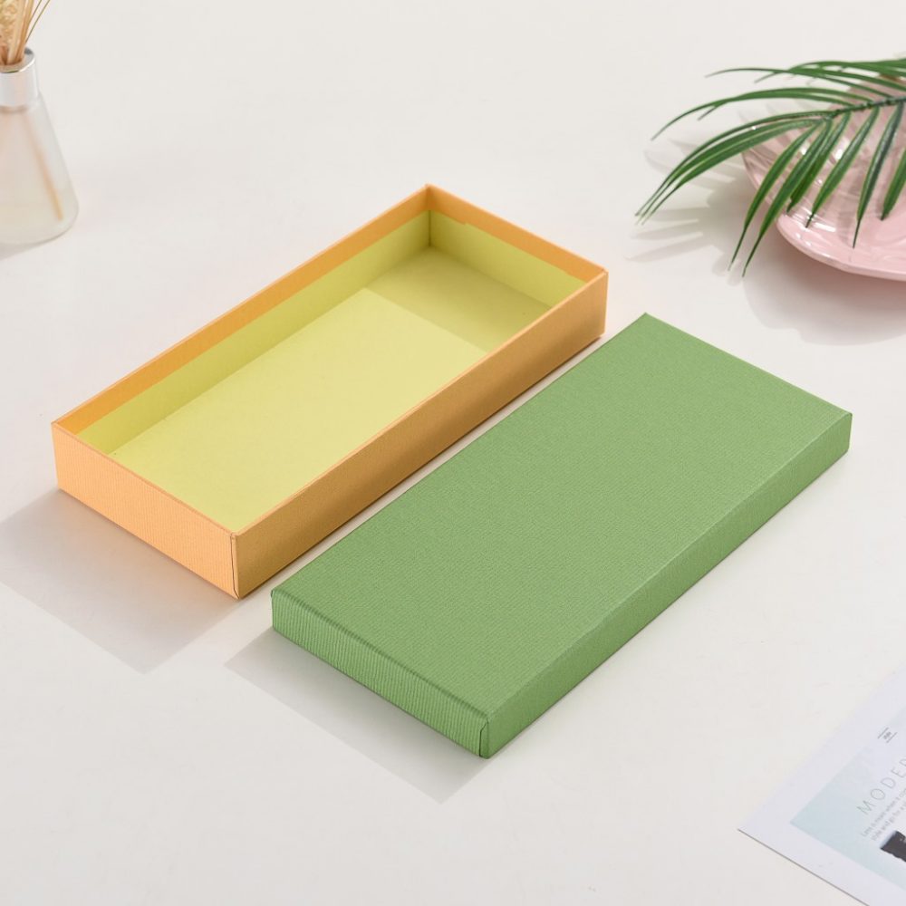 Rainbow color gift box | THE Box